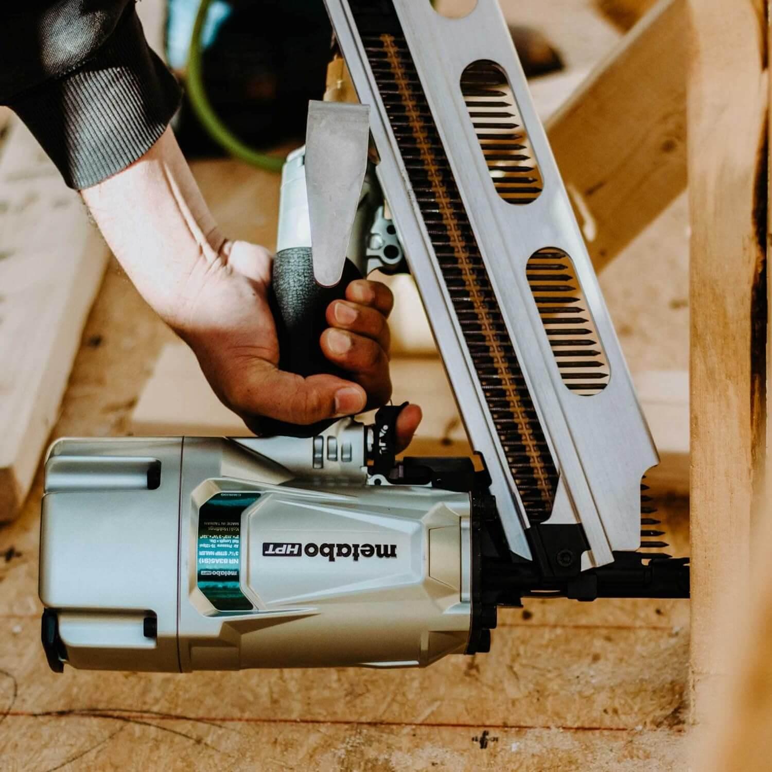 Metabo HPT 3 1 4 Inch 21 Degree Framing Nailer with Aluminum Magazine NR83A5 S1 New